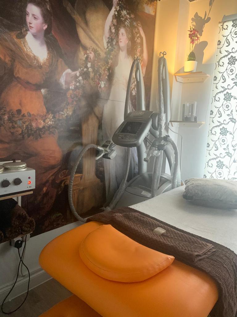 The best slimming universal contour body wraps London by SBL